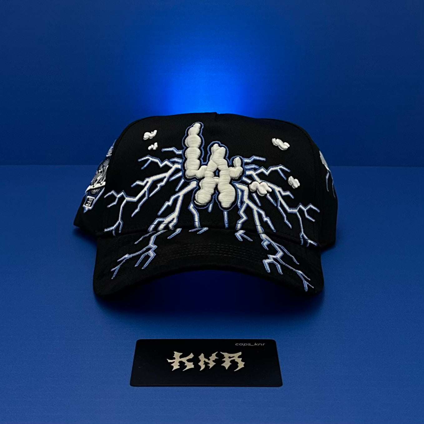 LA CLOUDS ELETRIC – CAPS KNR