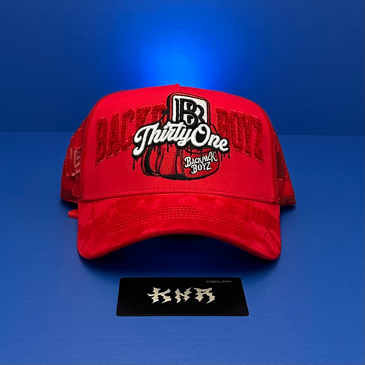 LA MOCHILA – CAPS KNR